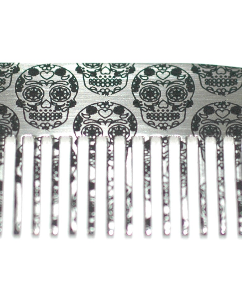 Skulls Comb, designed by artist Kostya Sha - Chicago Comb